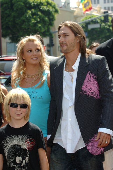 Celebrity Couples Who Married In Secret - Page 3 of 15 - Fame10