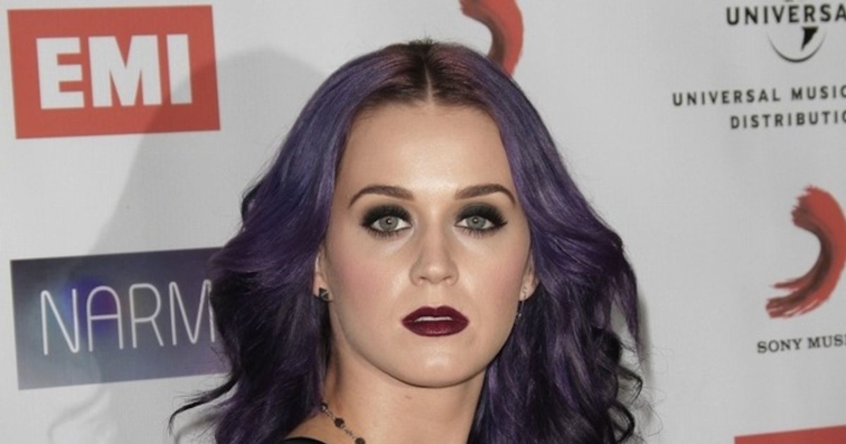 Classy vs. Trashy: Vote on These Celeb Looks! - Fame10