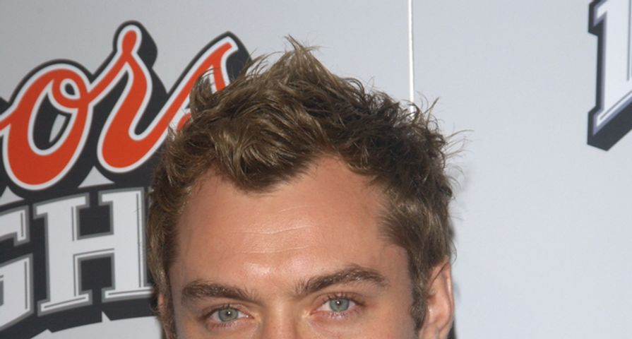 15 Smokin' Hot Foreign Actors! - Fame10