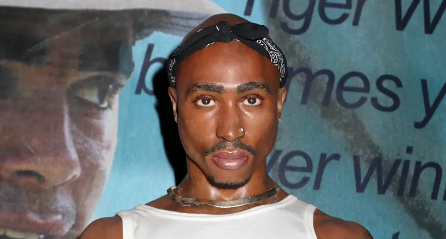 Tupac's Unbelievable Last Words To Cop Before Death! - Fame10