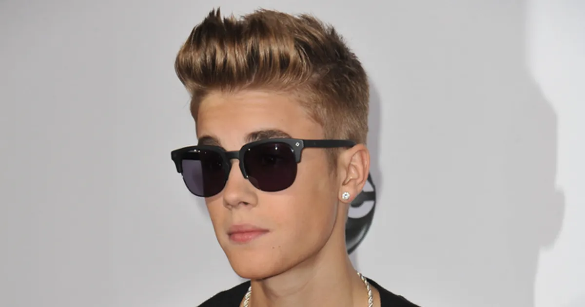 Forbes: The 10 Most Overexposed Celebrities of 2014! - Fame10