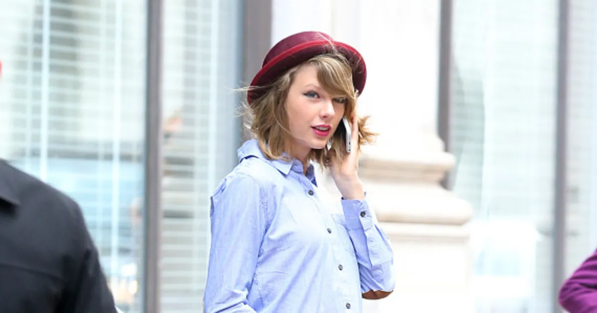 Taylor Swift Dons Short Shorts In New York City - Fame10