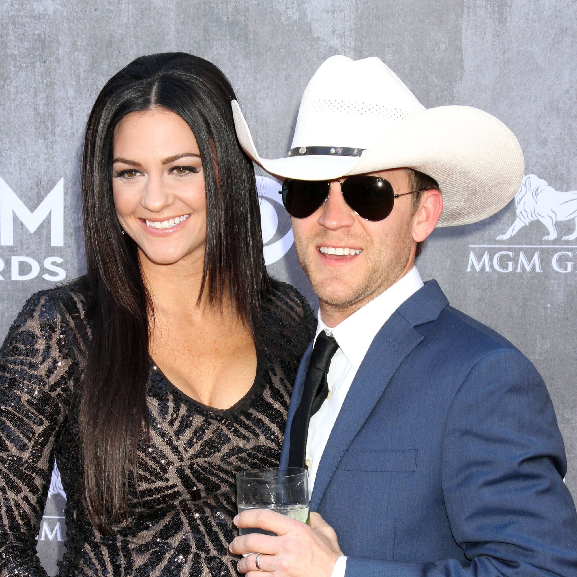 Justin Moore Welcomes Third Child - Fame10 Justin Moore Welcomes Third Child - Fame10