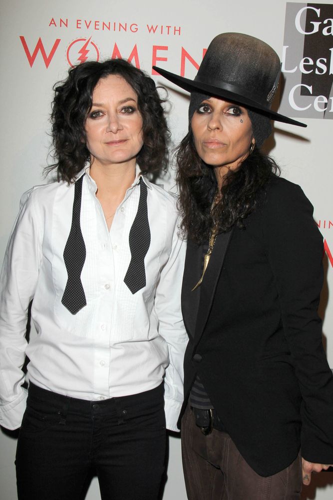 Sara Gilbert Welcomes A Son With Wife Linda Perry - Fame10