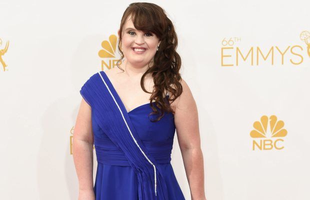 Jamie Brewer Becomes First Model With Down Syndrome To Walk At NYFW ...
