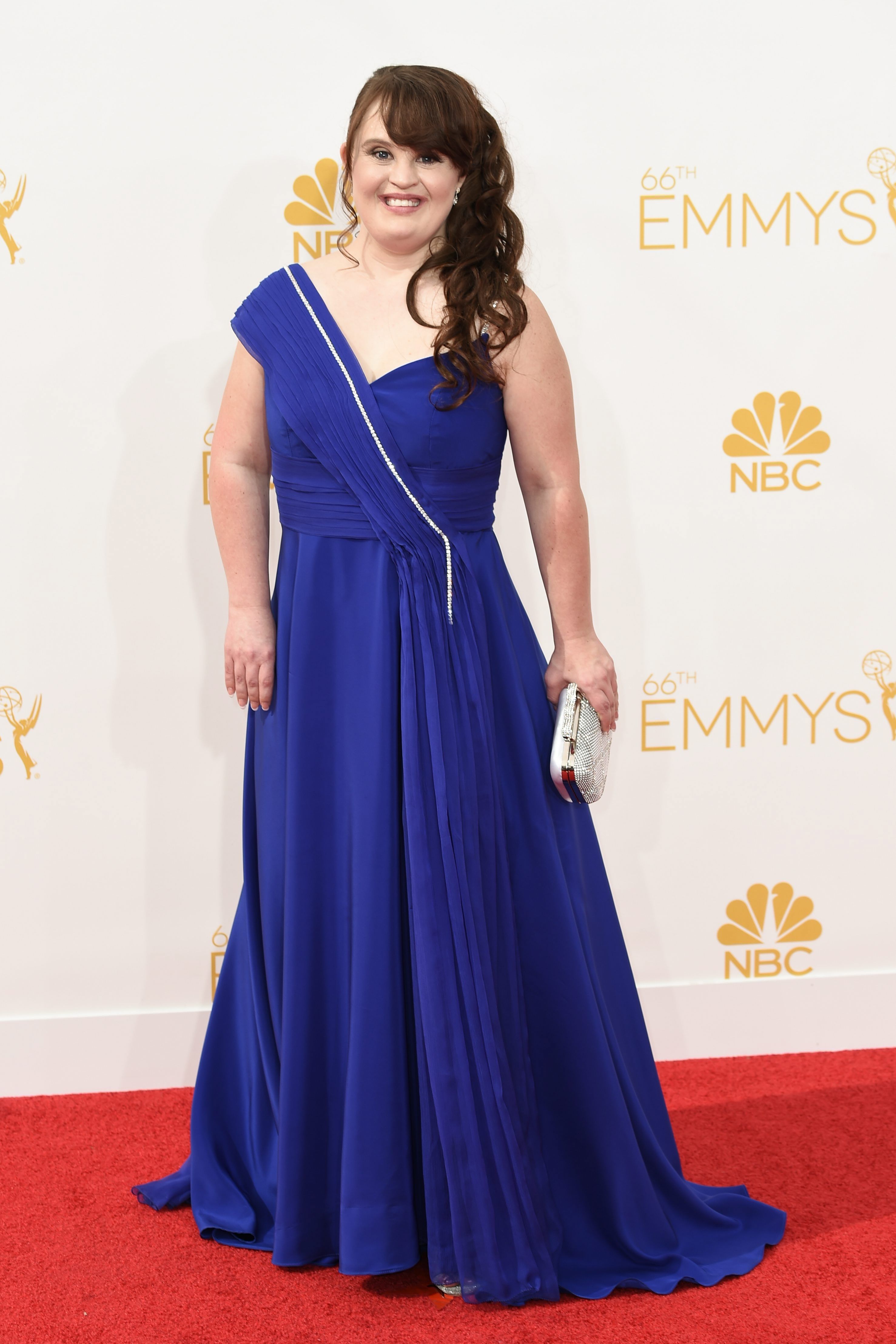 Jamie Brewer Becomes First Model With Down Syndrome To Walk At NYFW ...
