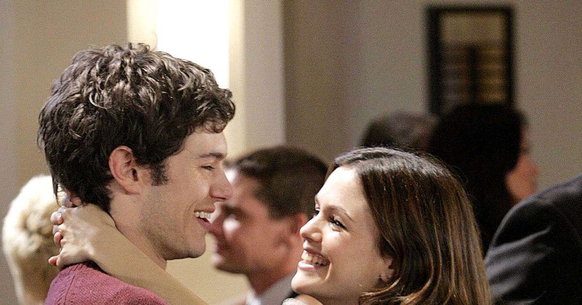 Rachel Bilson Has Revealed She Is Open To 'The O.C.' Revival - Fame10
