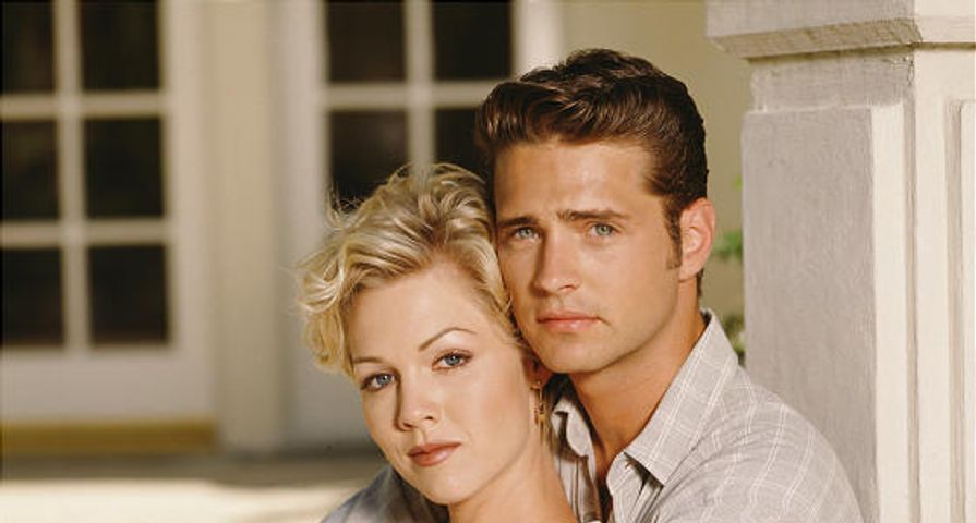 Beverly Hills 90210: Brandon Walsh’s Girlfriends Ranked - Fame10
