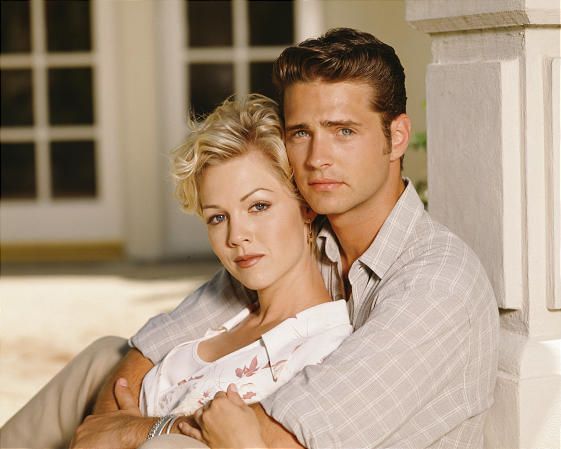 Beverly Hills 90210: Brandon Walsh’s Girlfriends Ranked - Fame10