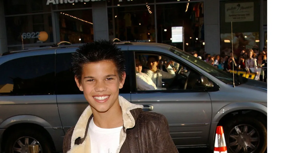 11 Most Shocking Child Actor Transformations - Fame10