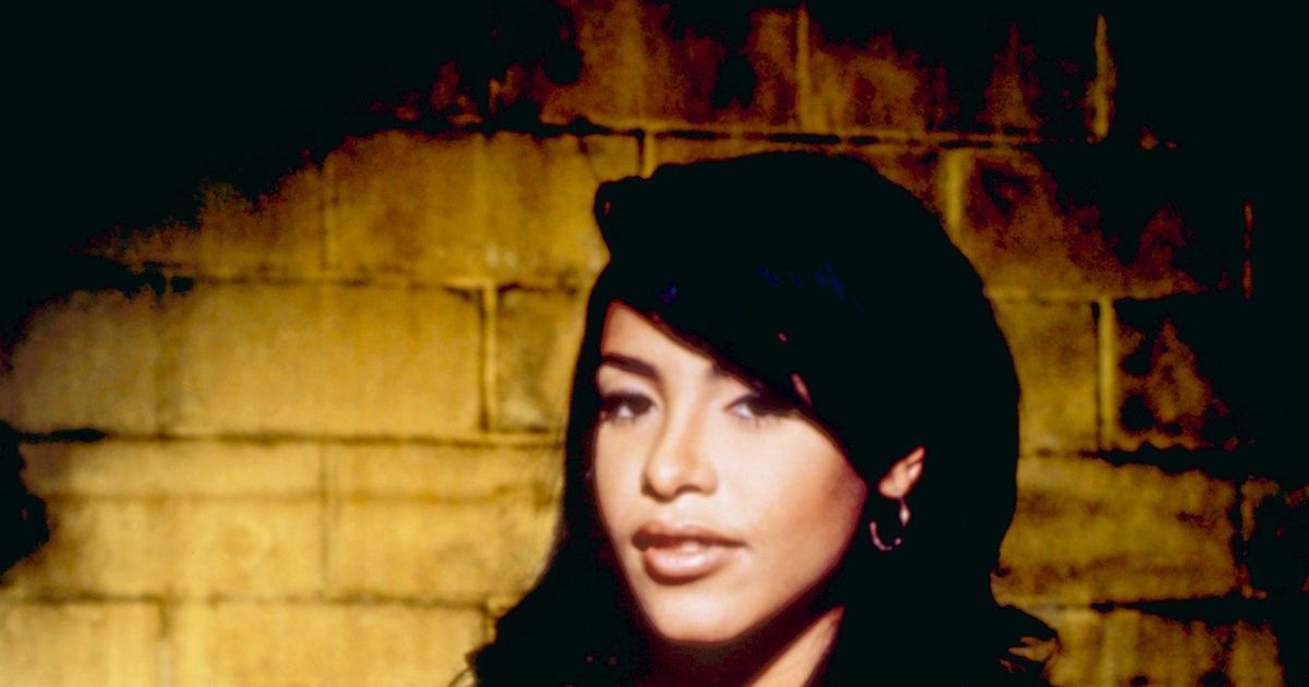 9 Singers Who Died At The Peak Of Their Careers - Fame10