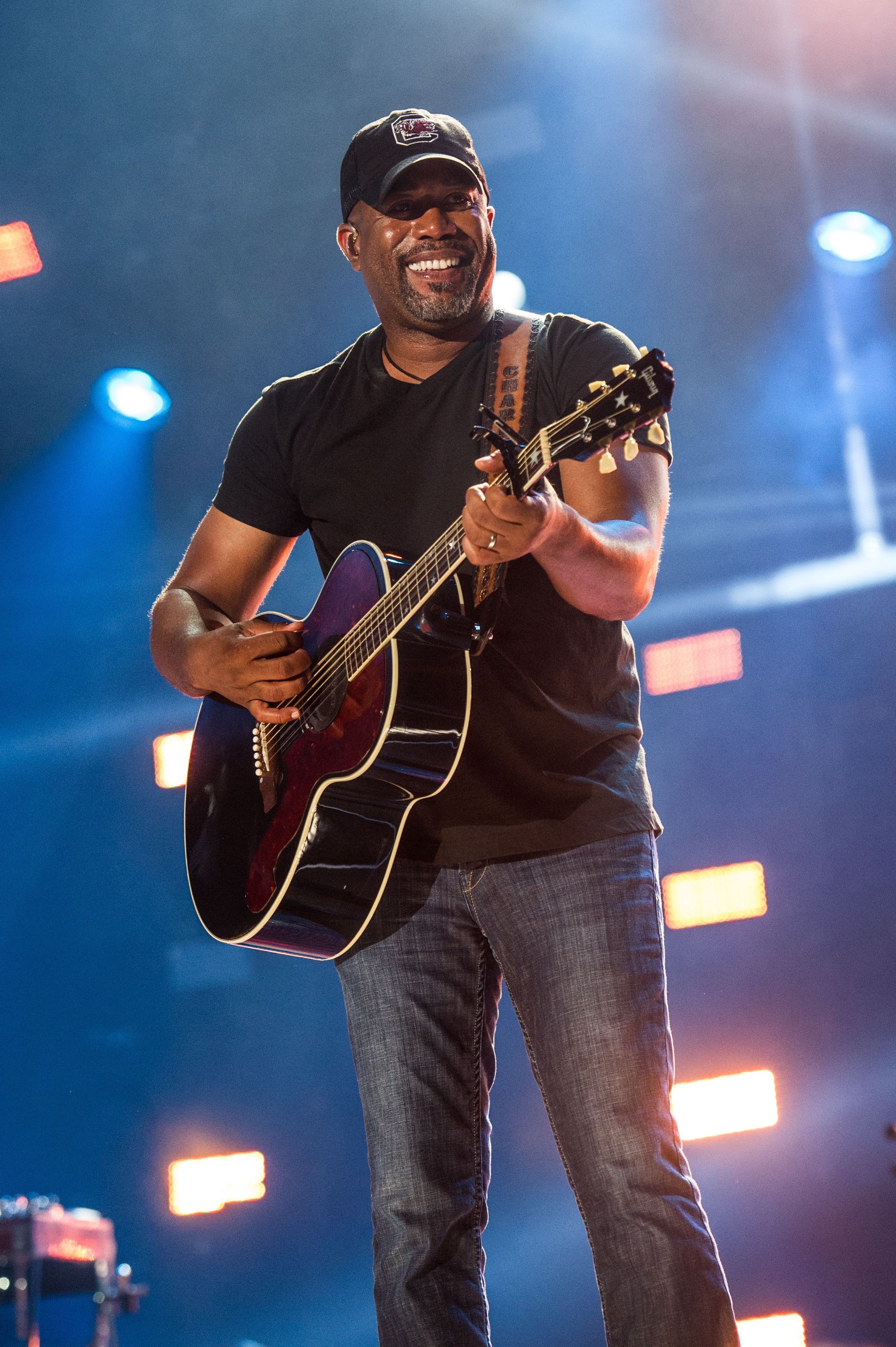 15 Non-Country Stars Who Went Country - Fame10