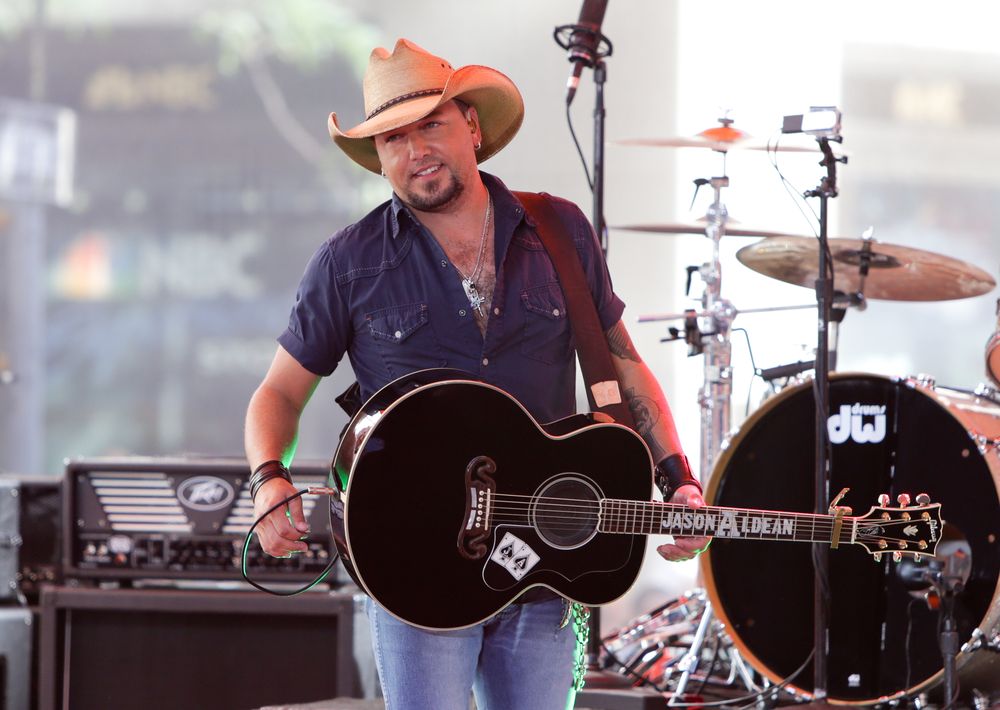 Things You Might Not Know About Jason Aldean - Fame10