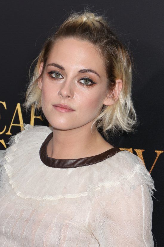 12 Actresses We Wish Were More Talented Than They Really Are - Fame10