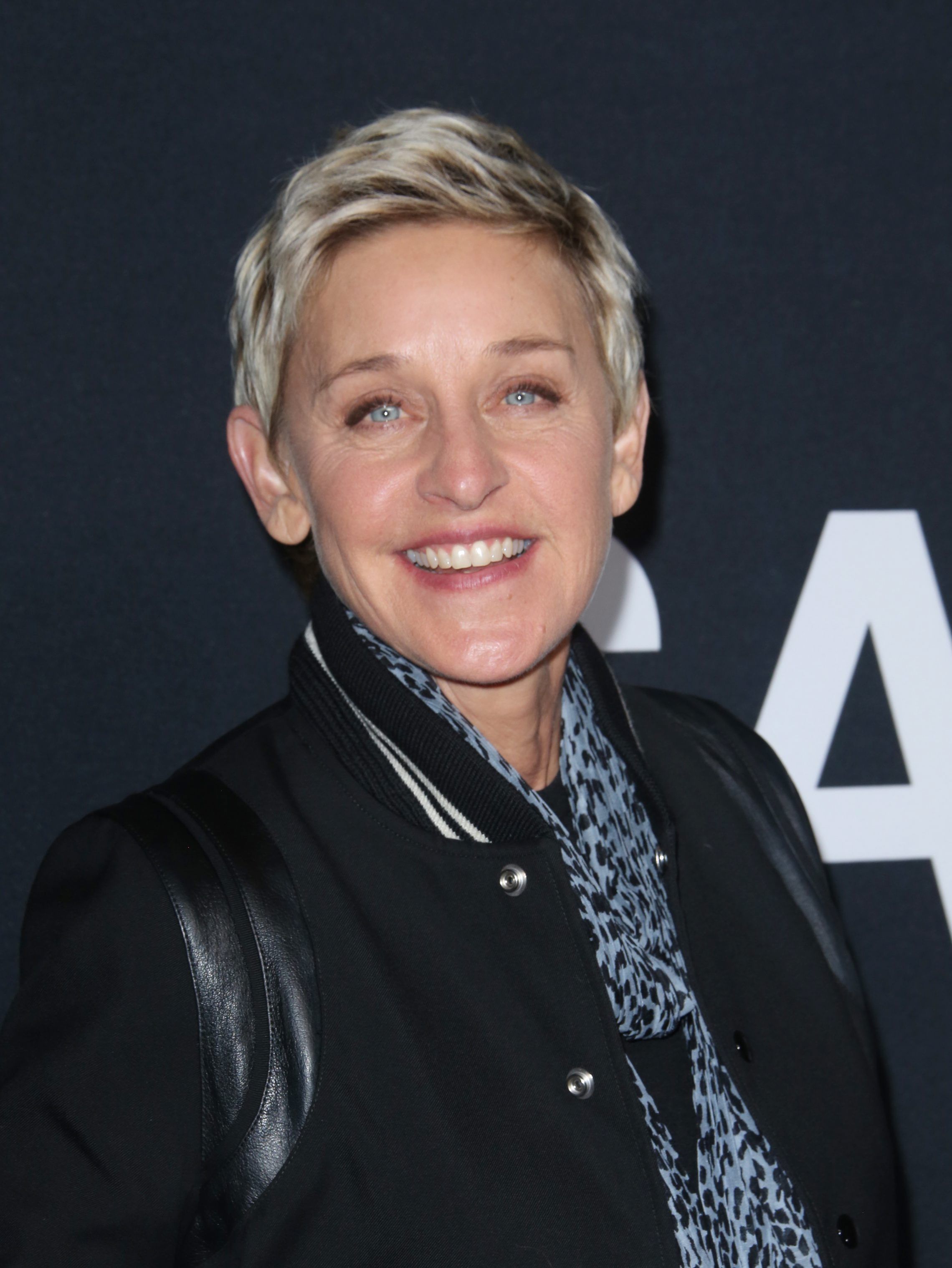 10 Ellen DeGeneres Pranks That Will Make You Laugh Out Loud - Page 4 of ...
