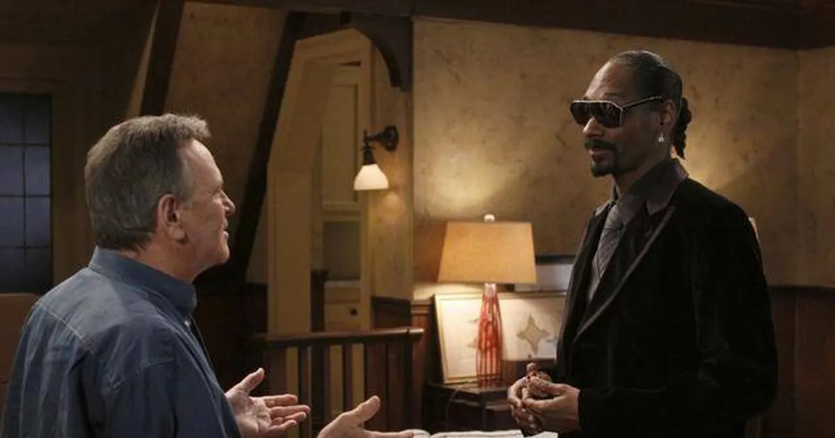 10 Strangest Soap Opera Guest Cameos - Fame10