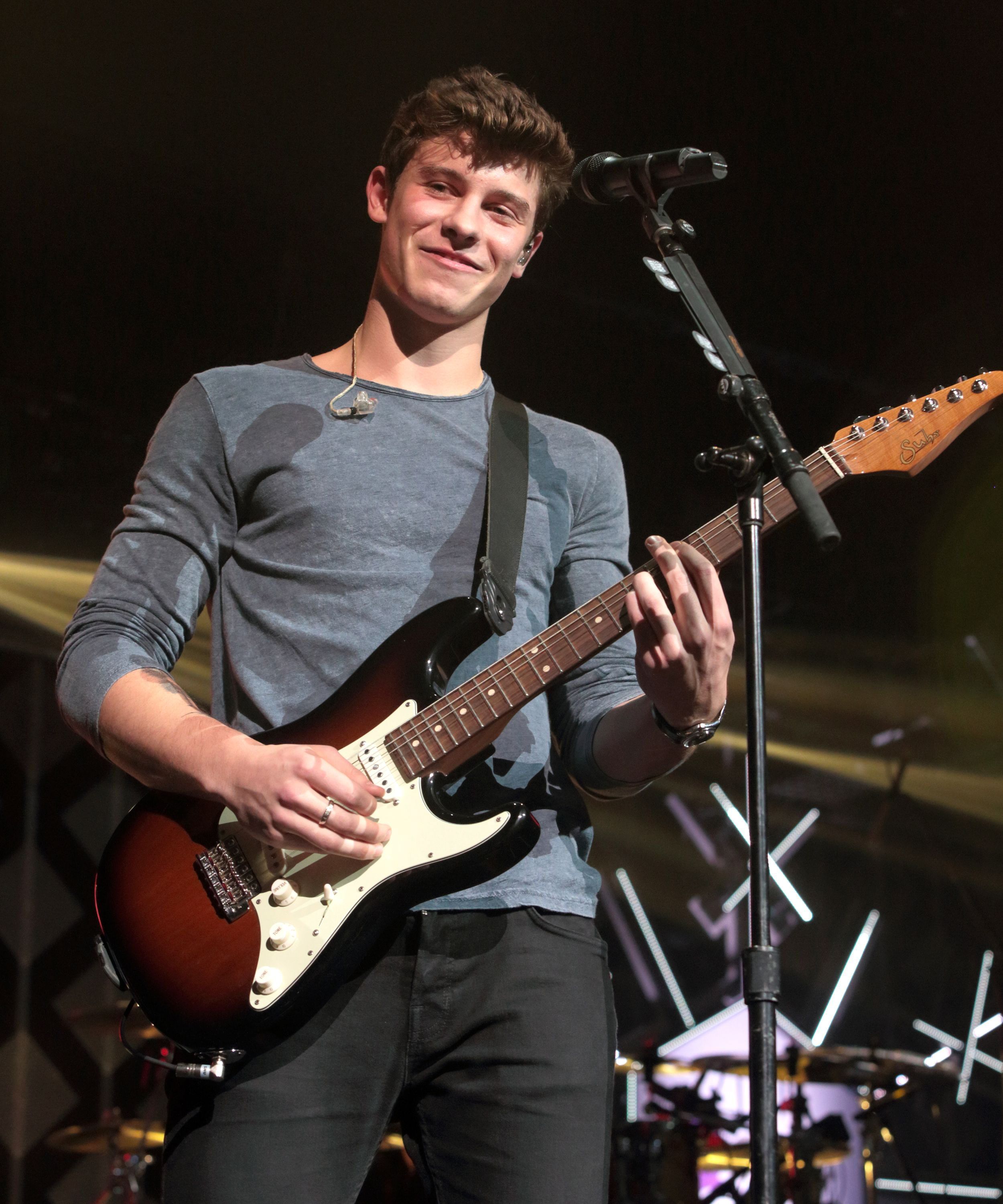 10 Popular Singers Who Were Discovered Through Social Media - Fame10