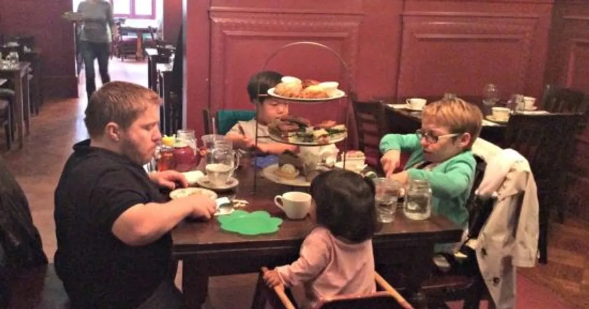 10 Things You Didn't Know About TLC's "The Little Couple" - Fame10