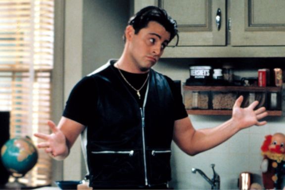 "Friends" Fashion: The Most Iconic Outfits Of All Time - Fame10