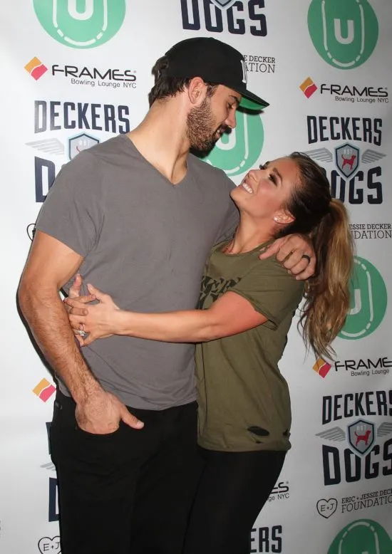 Things You Might Not Know About Eric Decker And Jessie James Decker's ...