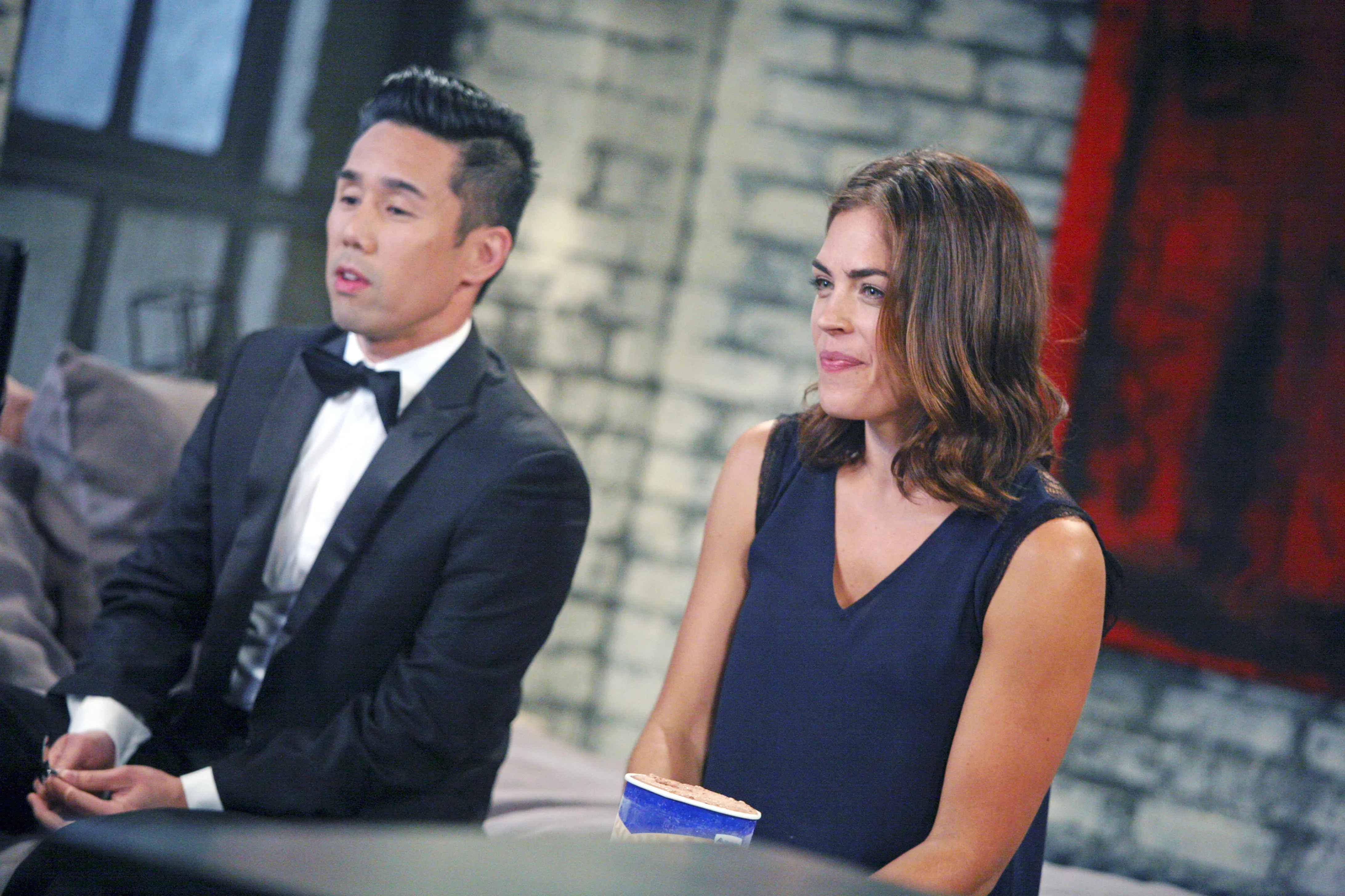 Toxic Soap Opera Friendships - Fame10