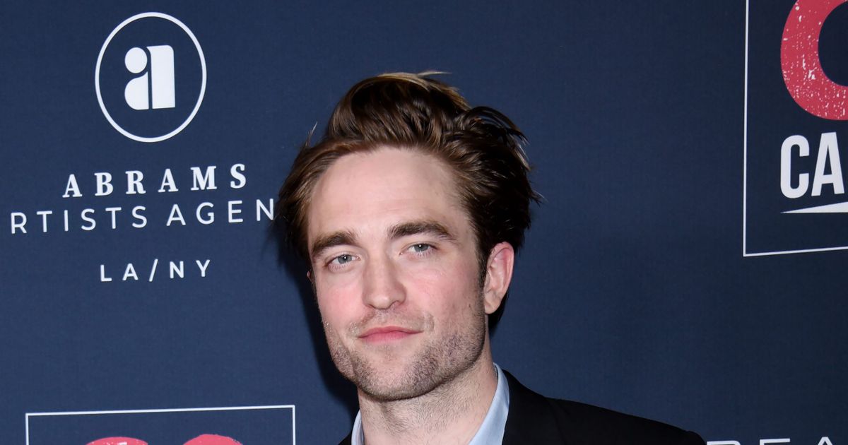 Robert Pattinson Crowned The "Most Handsome Man In The World" Based On ...