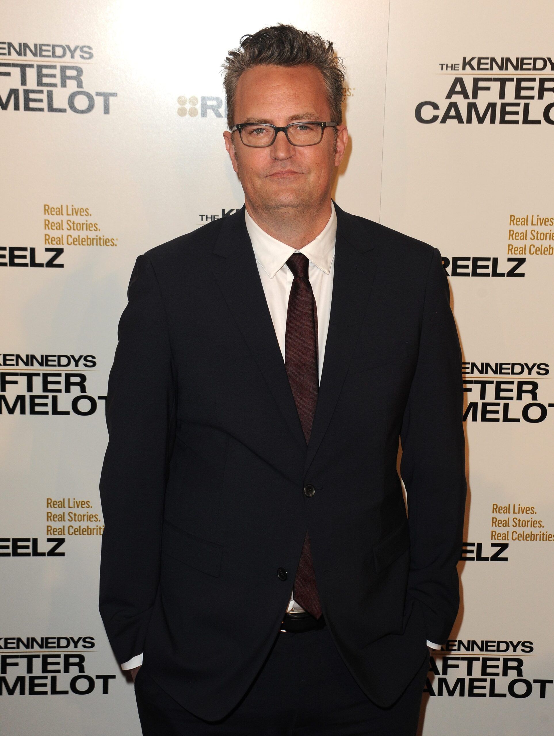 Friends Star Matthew Perry Is Engaged To Molly Hurwitz - Fame10